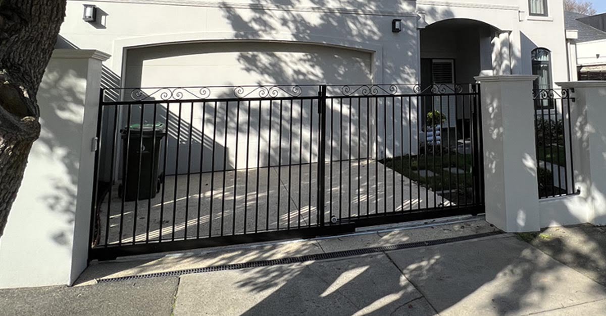 Wrought iron telescopic sliding gates - Canterbury | Haven Fencing